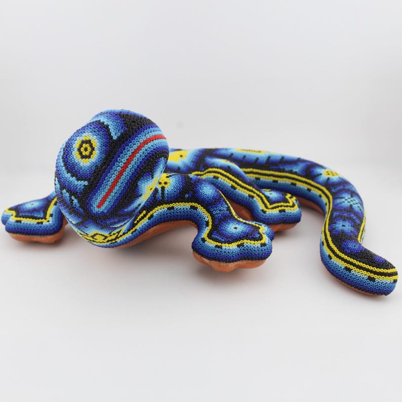Scampering Curious Lizard Huichol Wall Decor, Handmade Mexican Figure ...