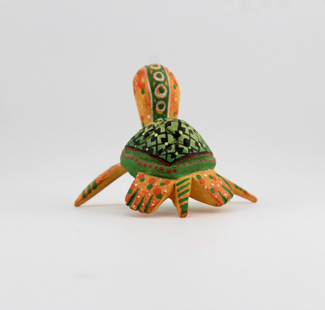 Set of 3 Mini Turtle Alebrijes, Handmade Multicolor Spirit Guides ...