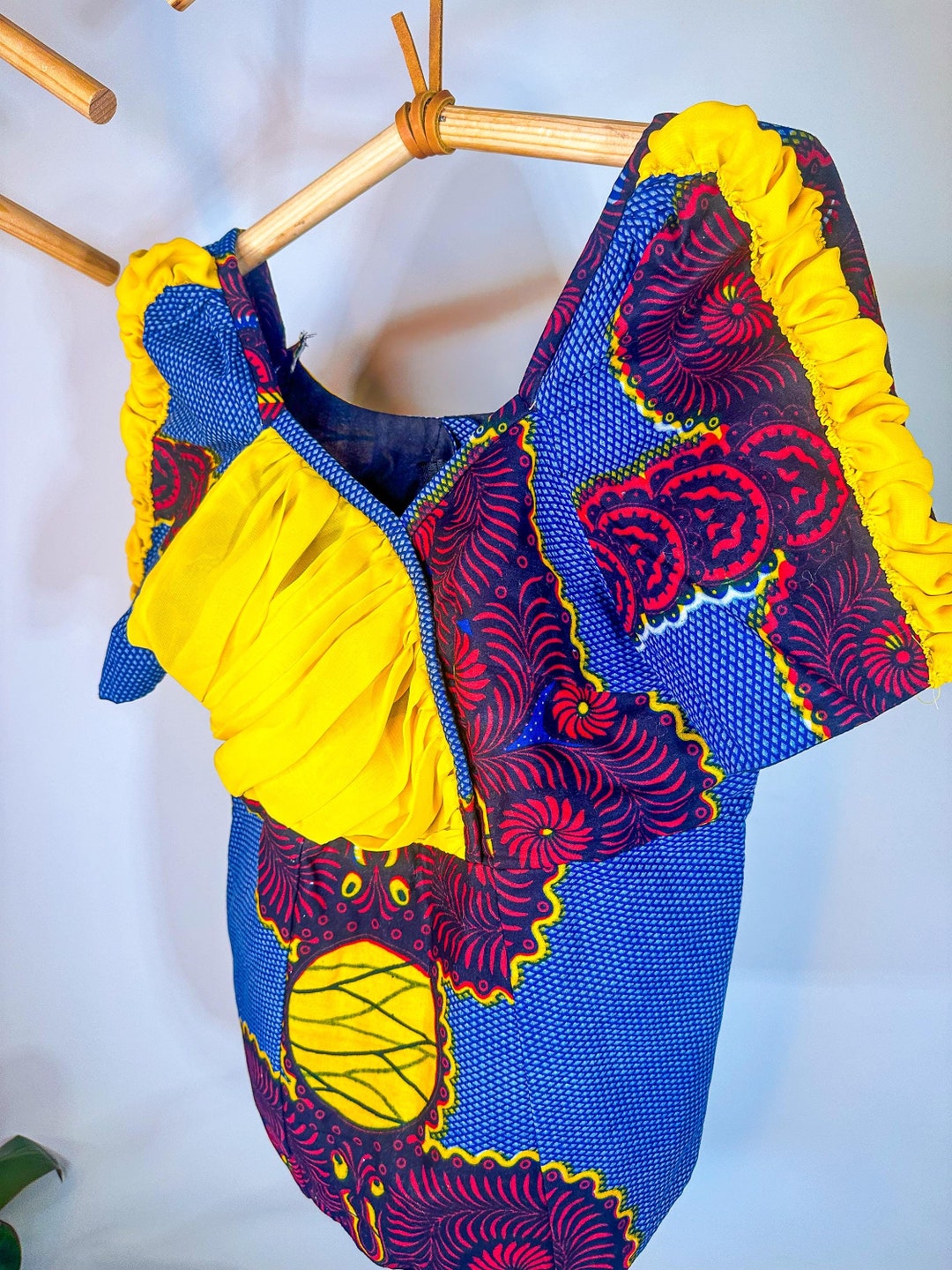 Vintage Unique Abstract African Style Patterned Chiffon Textured ...