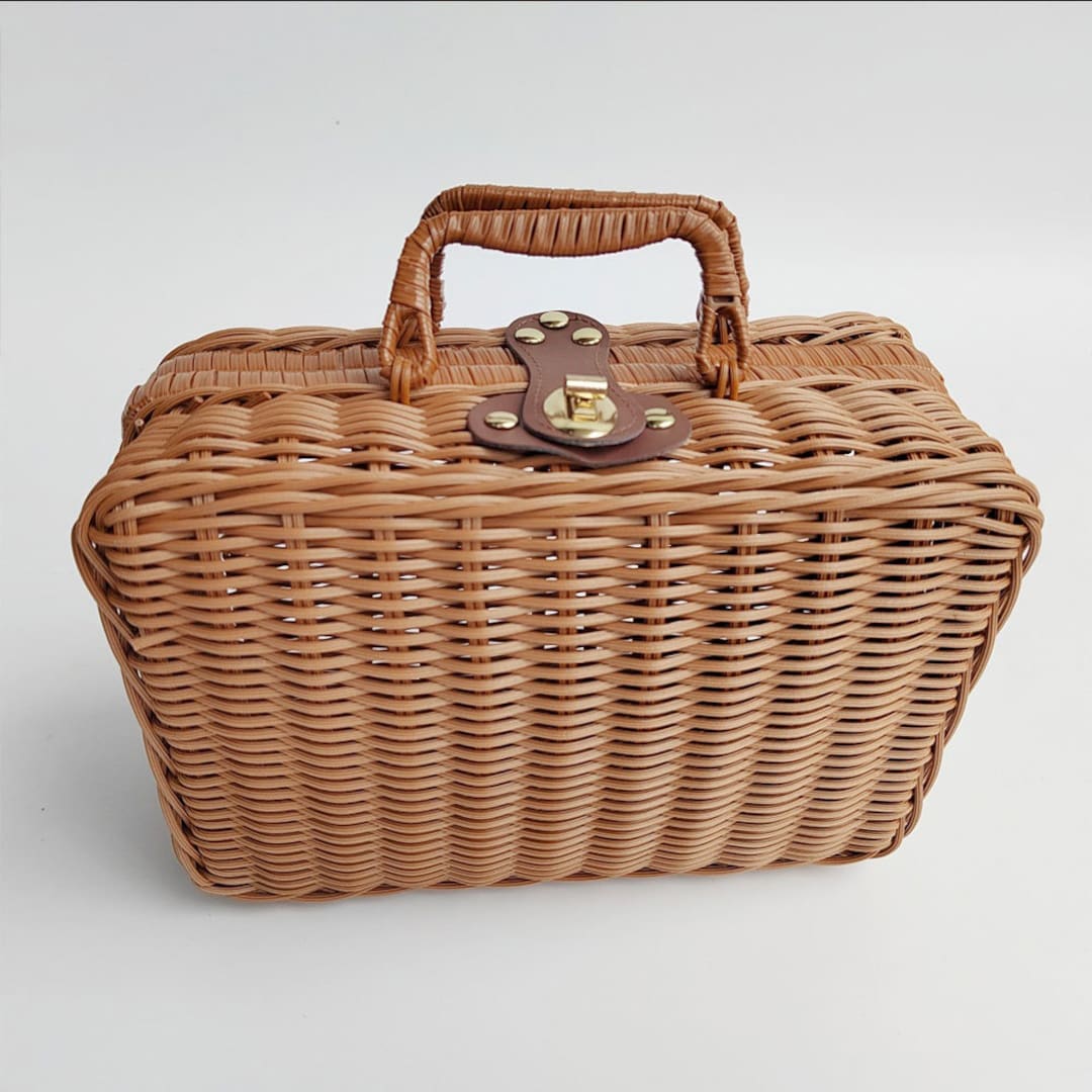 Retro Square Rattan Suitcase, Rattan Storage Box With Leather Buckle ...
