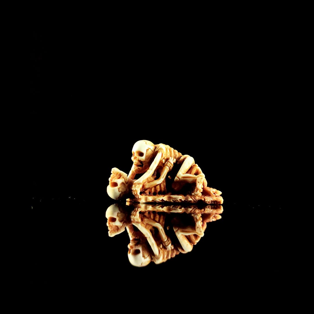 Netsuke Skeleton Lovers, Shed Moose Antler, Carved Antler, Skull ...