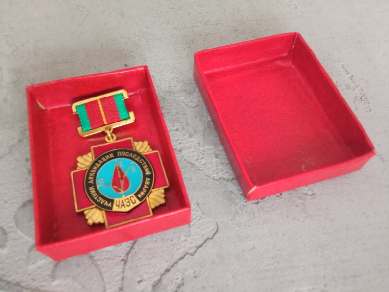 Chernobyl Cross Original Medal USSR Metal Badge Awards Chernobyl ...