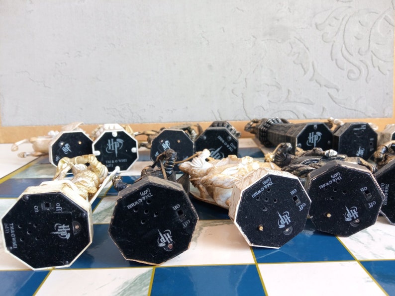 Harry Potter Chess Set: 32-piece Wizarding World Collection - Etsy UK