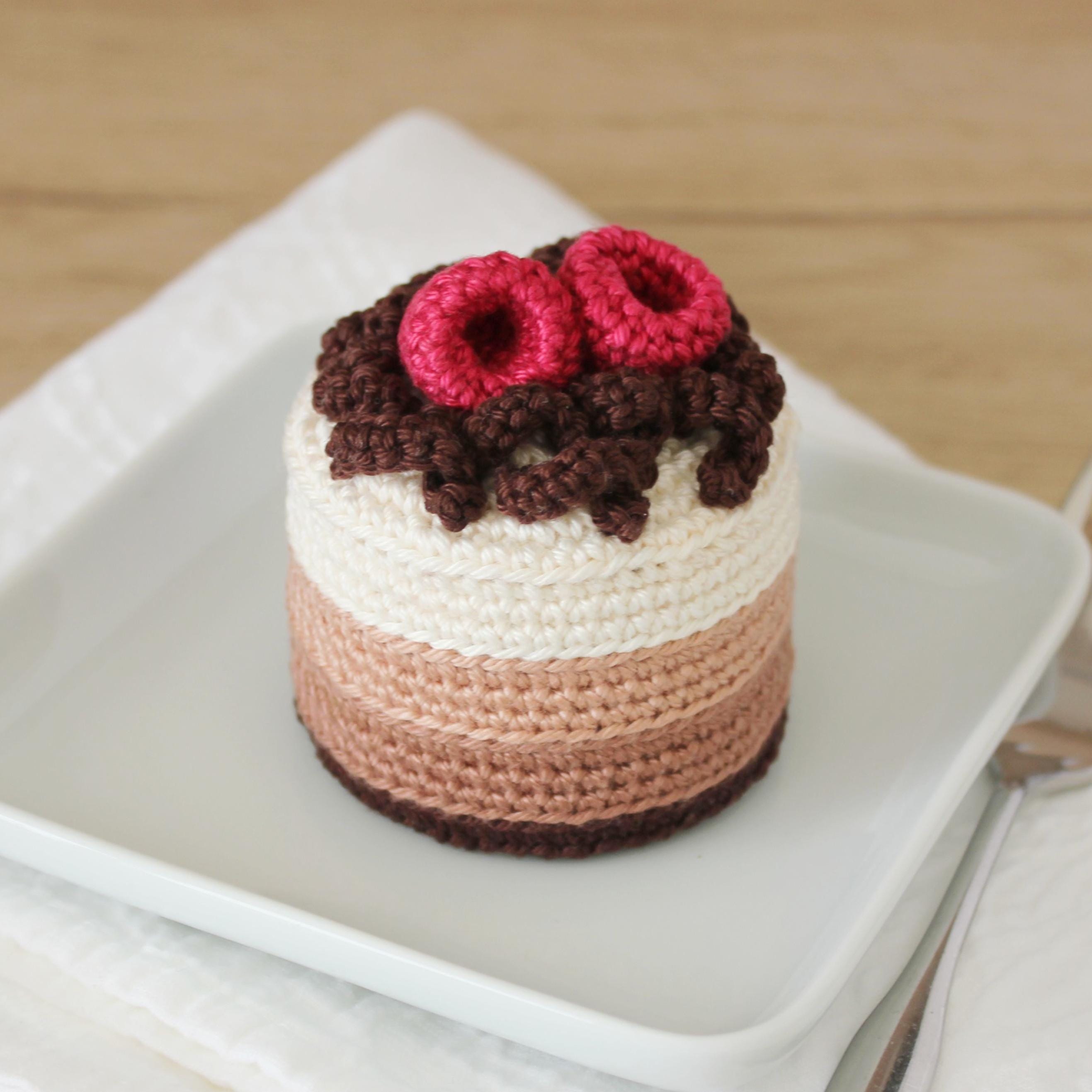 Nougat Mousse Cake Crochet Pattern [DIGITAL PATTERN ONLY] [food ...
