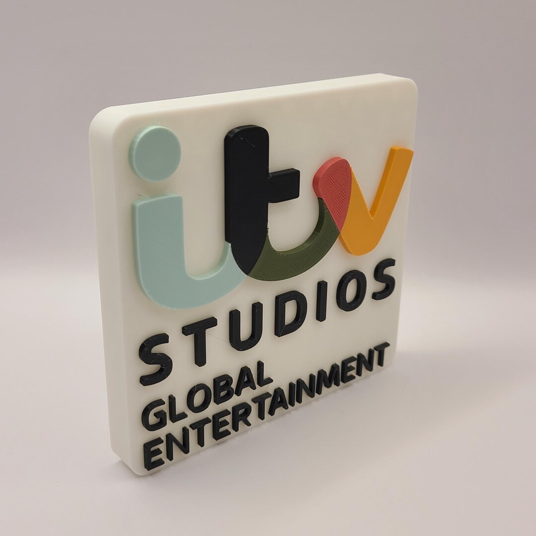 Logotipo 3D do ITV Studios - Etsy Portugal