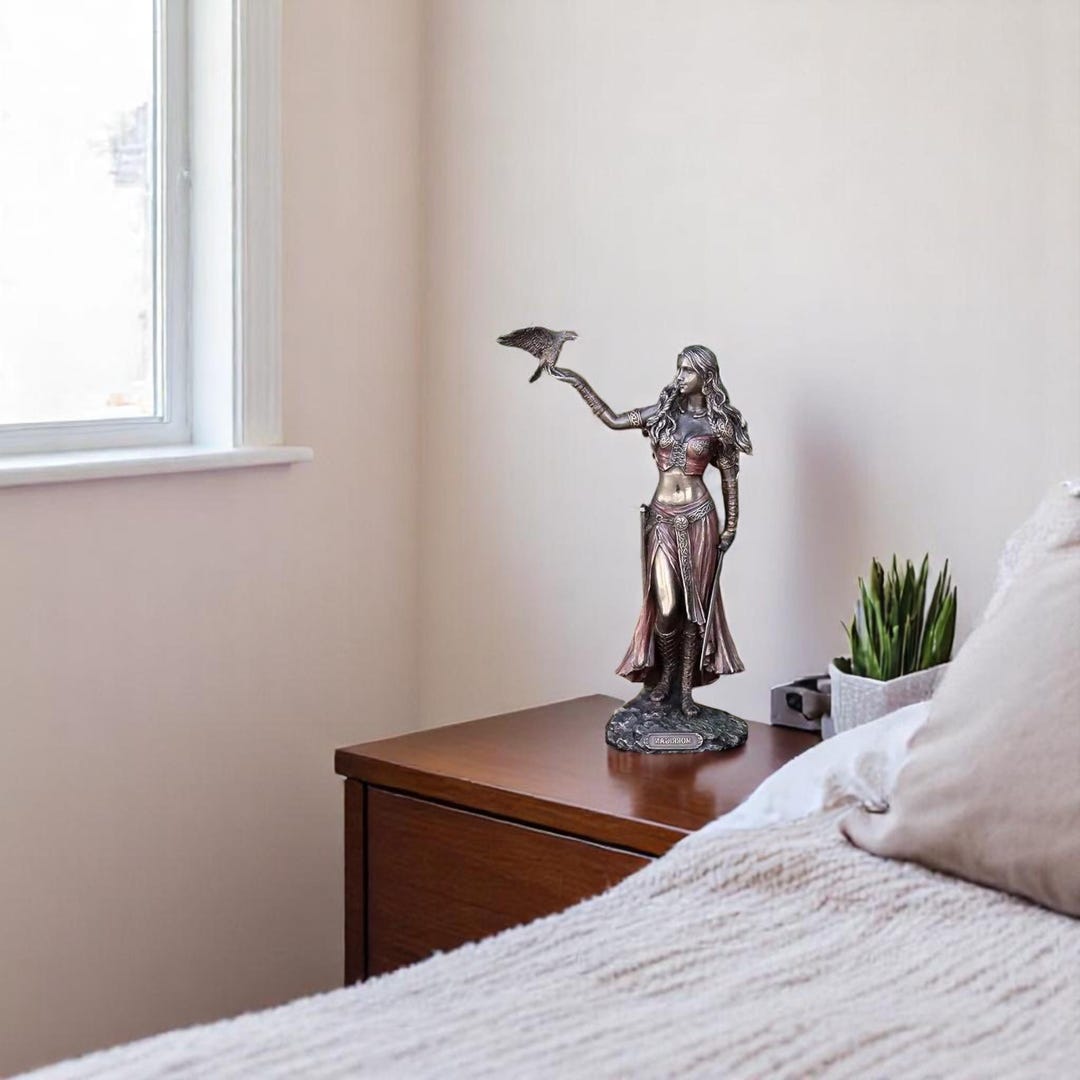 Morrigan Celtic Goddess Statue | Wiccan Pagan Decor Figurine | Dark ...