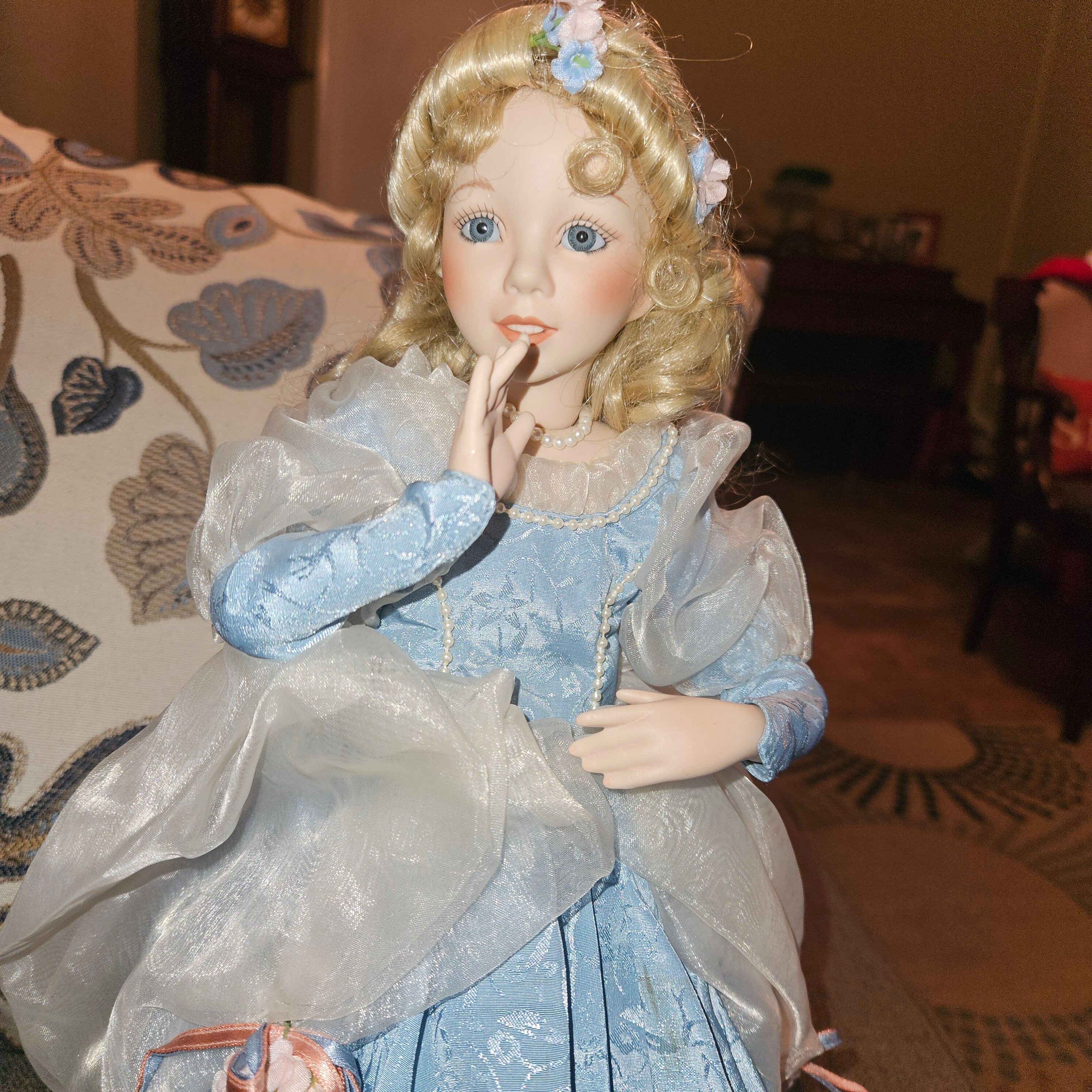 Beautiful Vintage Ashton Drake 'cinderella' Doll Designed by Dianna ...