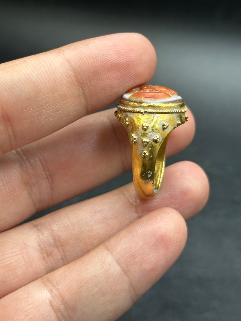 Very Rare Ancient Roman High Carat Gold Ring Queen Portrait 1st -3rd ...