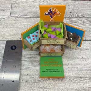 Twin Wizard Joke Shop Snackbox Christmas Ornament - Etsy