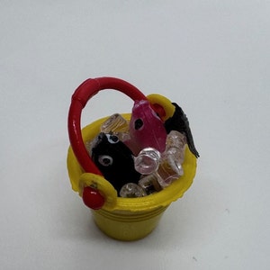 Fishing Rubber Duck With Beer Bucket - Gifts for Your Favorite Fishing ...