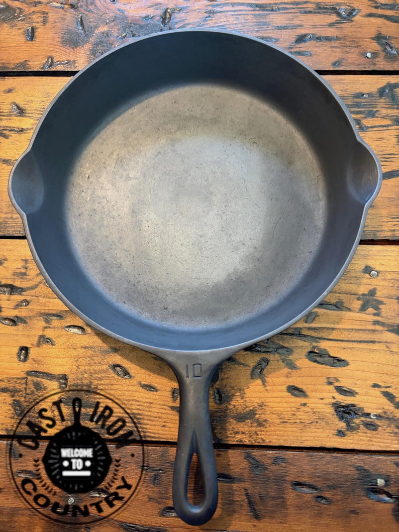 Griswold #10 Small Block Logo Cast Iron Skillet Smooth Bottom Early ...