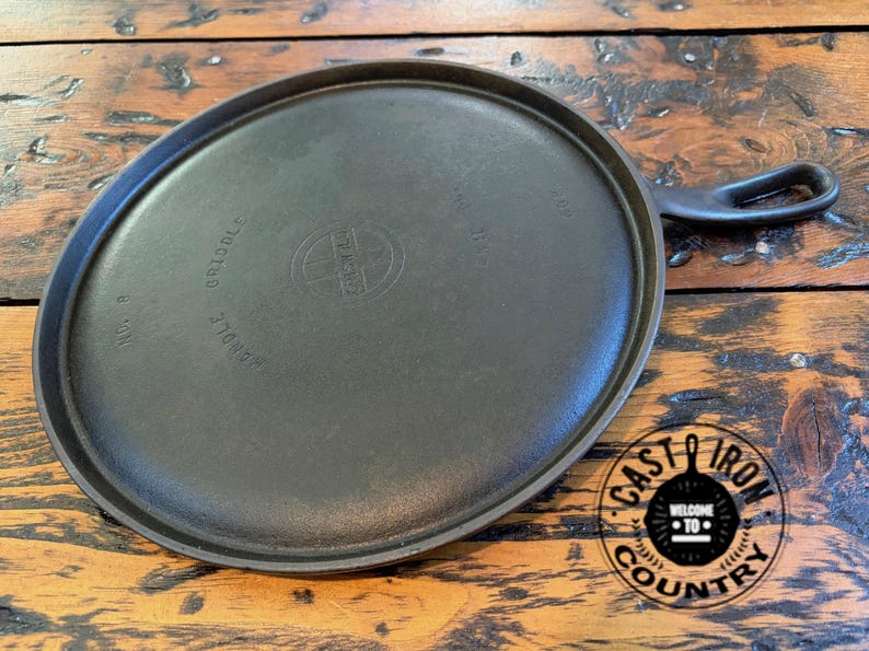 Griswold #8 Small Block Logo Cast Iron Handle Griddle, Modern Handle, C ...