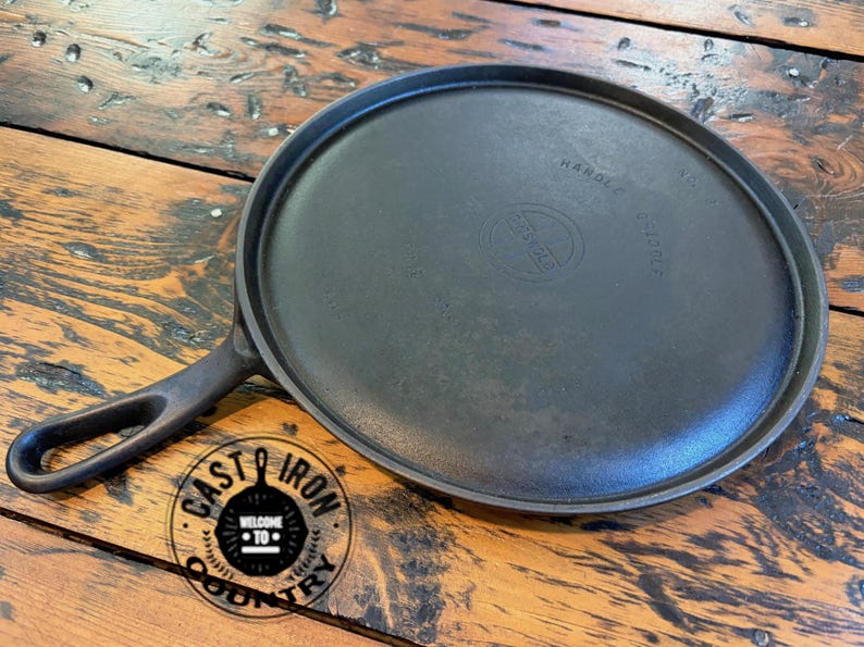 Griswold #8 Small Block Logo Cast Iron Handle Griddle, Modern Handle, C ...