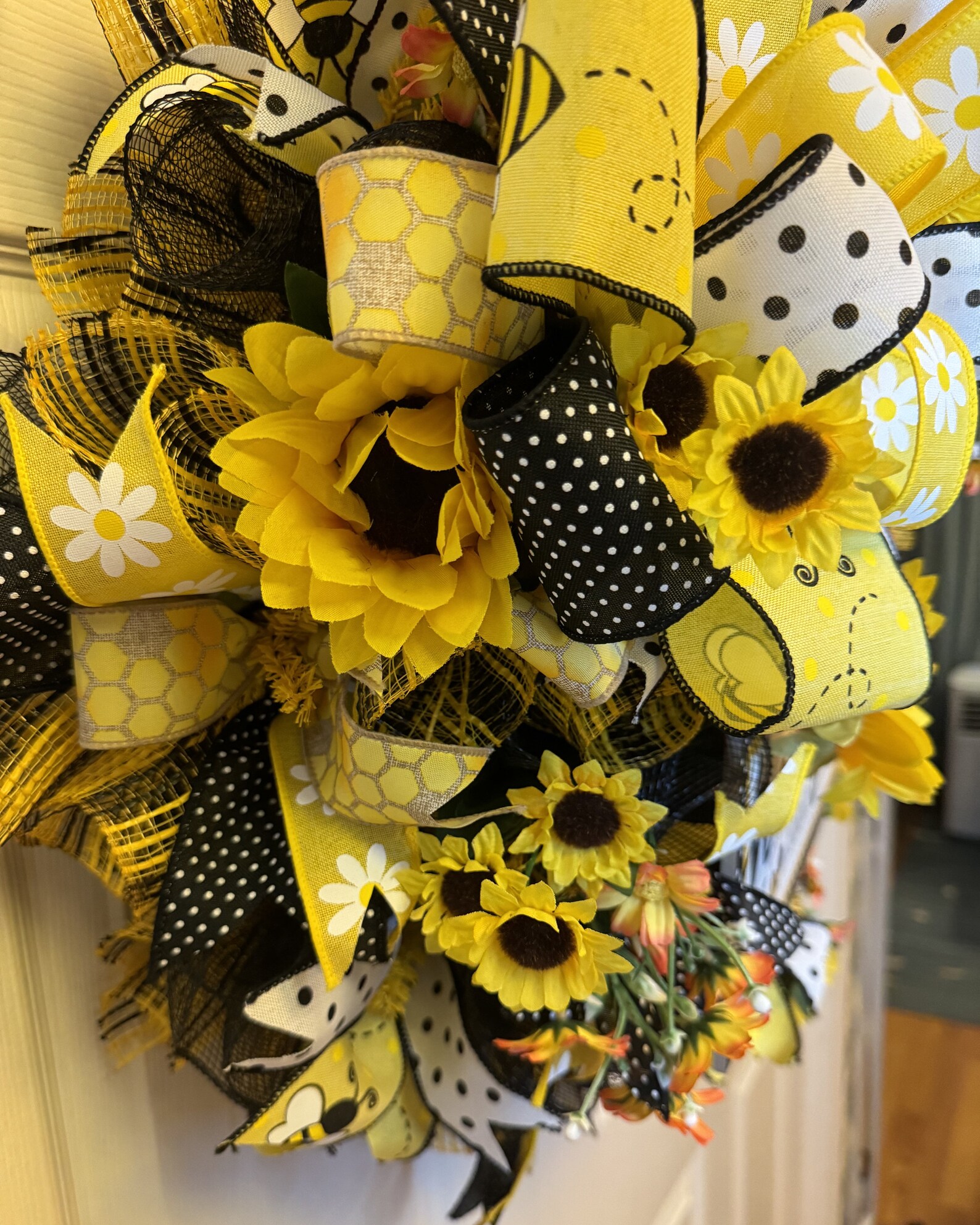 Bee Wreath With Sunflower-honey Bee Door Decoration-summer Wreath With ...