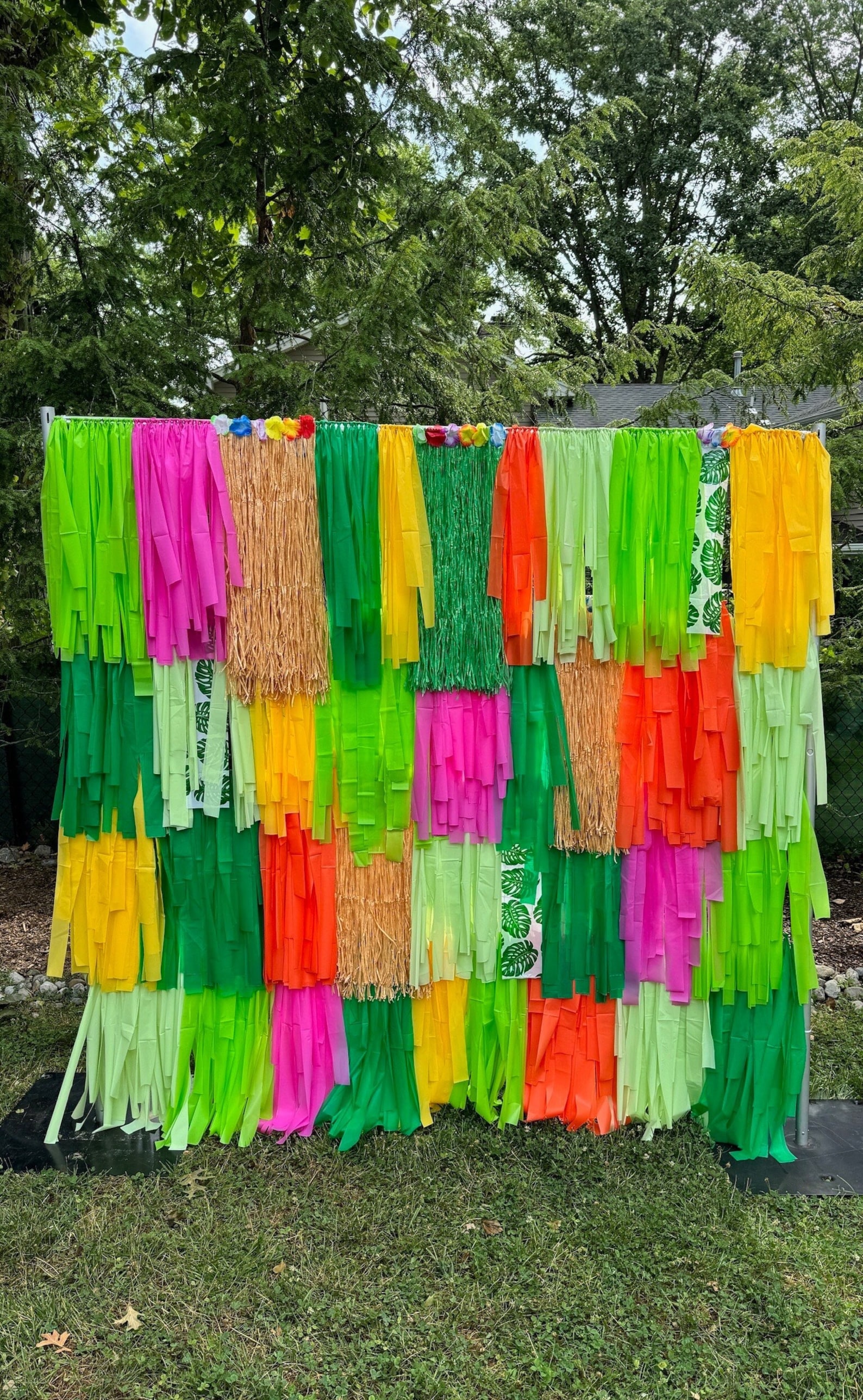 LUAU Fringe Backdrop | Safari | Jungle | Wild | Hawaiian | Summer | Sun ...