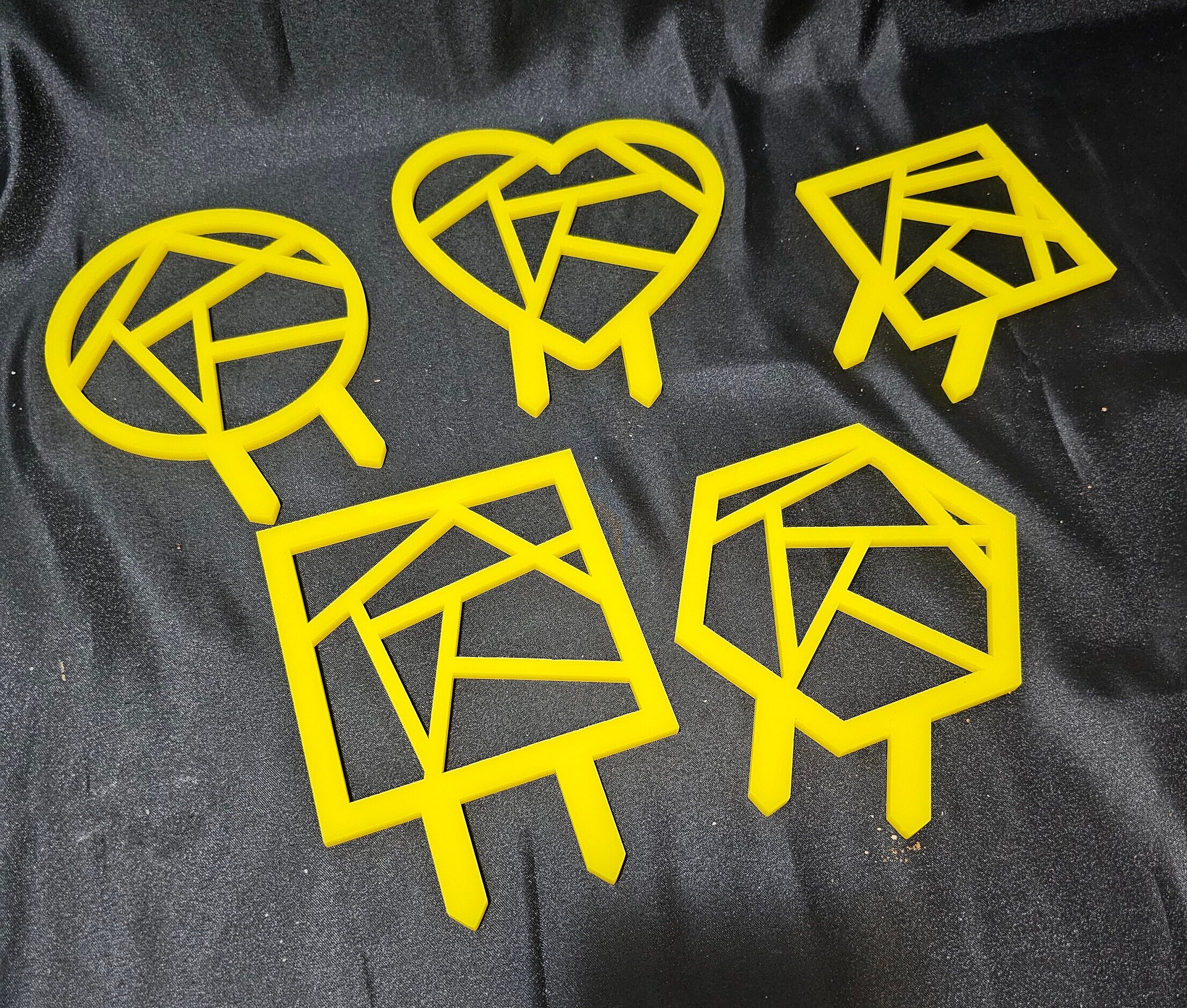 Geometric Plant Trellises Set, Metal Plant Support, Garden Decor ...