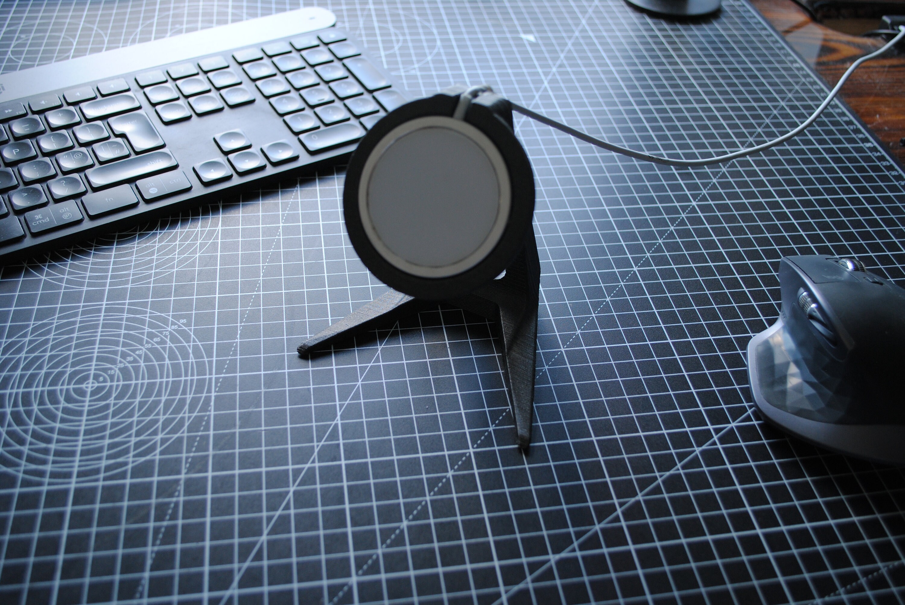 Magsafe Charging Desk Dock Station Minimal Angular Design 3D Printed ...