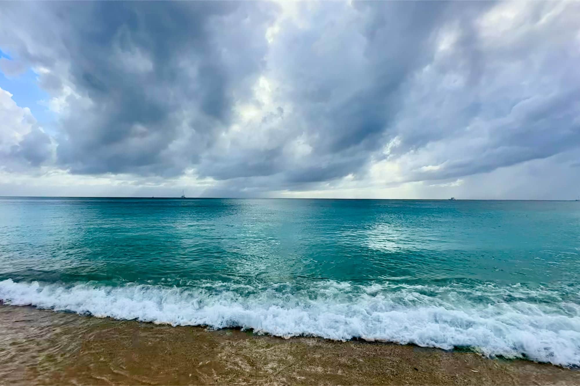 Beautiful, Striking Antigua Beach Photo | Inspiring Personally Taken ...