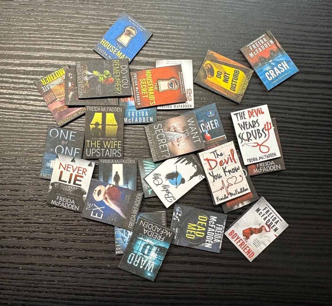 Freida Mcfadden Mini Books Collection, Mini Bookshelf, Housemaid Mini ...