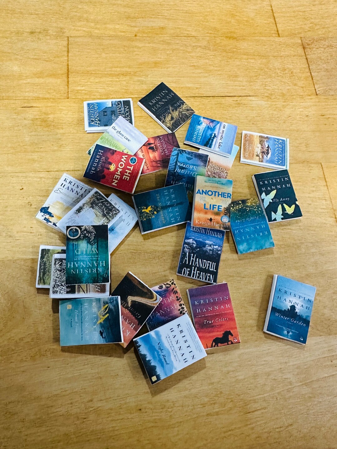 Kristin Hannah Mini Books Complete Collection, Mini Bookshelf, Mini ...