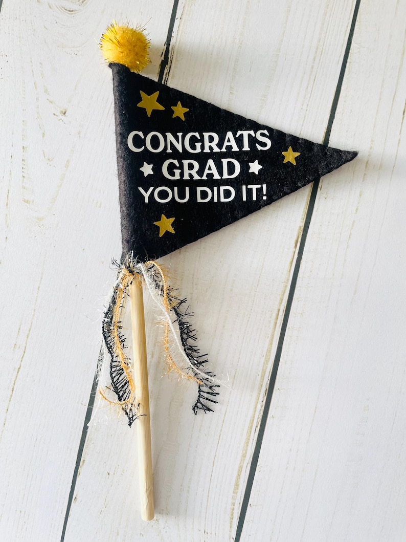 Graduation Felt Mini Pennant 2026, Class of 2026 Party Decor ...