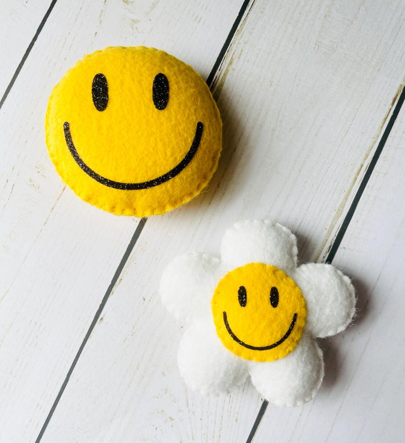 Felt Smiley Face & Daisy Magnets Set, Cute Locker Magnets, Handmade ...