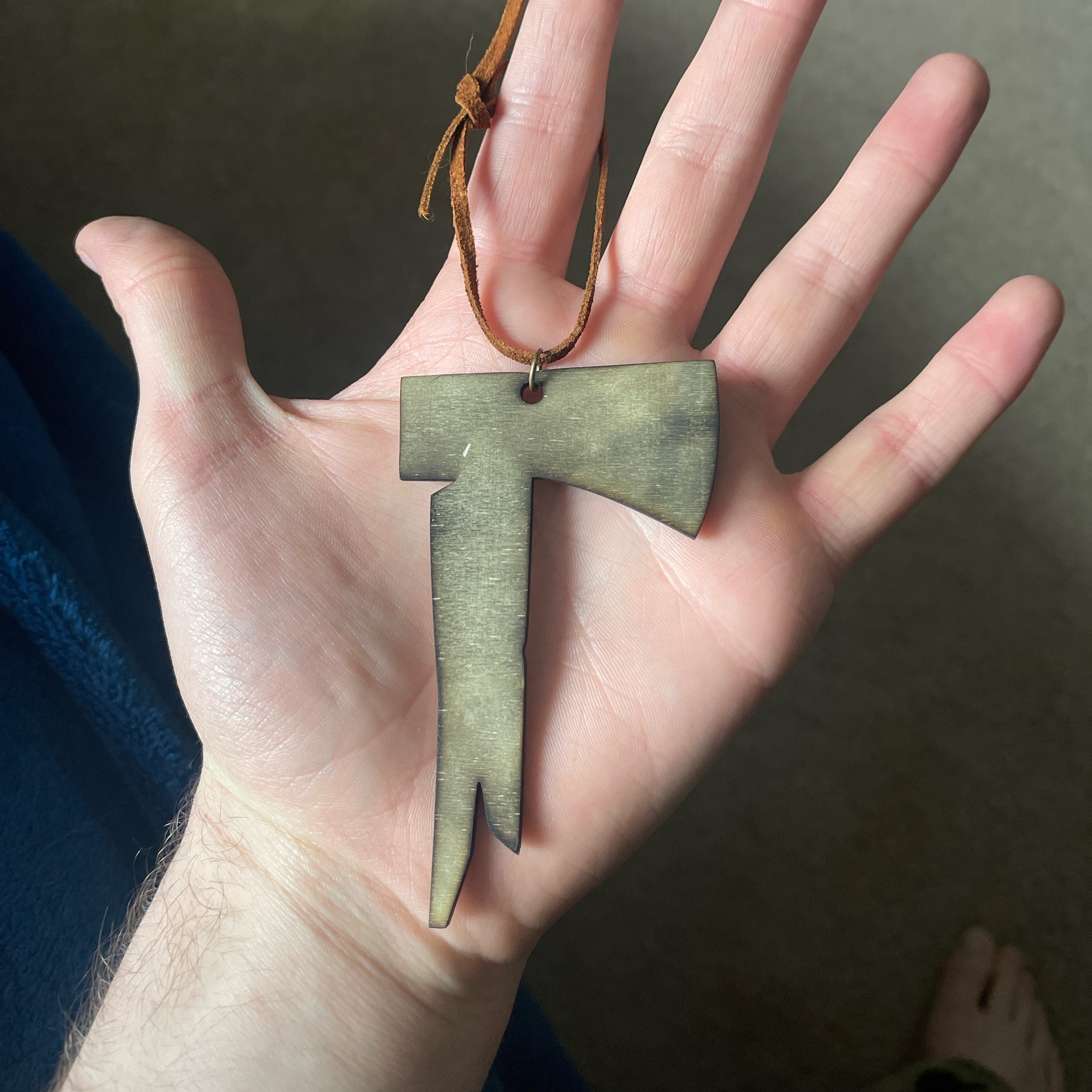 The Long Dark Inspired Hatchet Wood Laser-cut Rustic Christmas Tree ...