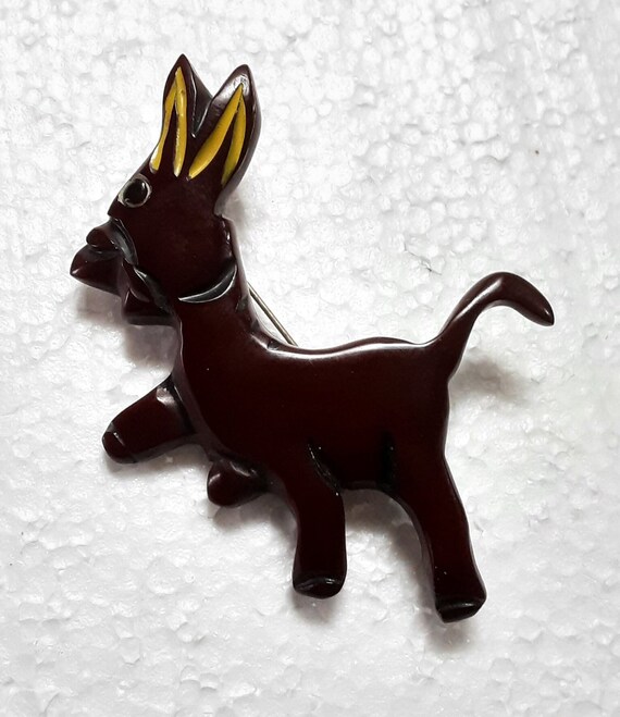 vintage bakelite donkey - Gem