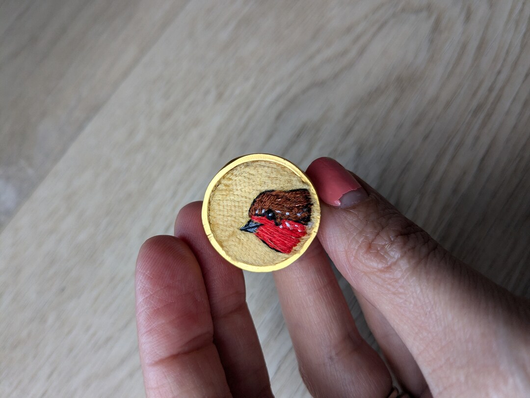 Robin Ring - Hand Embroidered Gold Statement Ring With Bird Portrait - Etsy