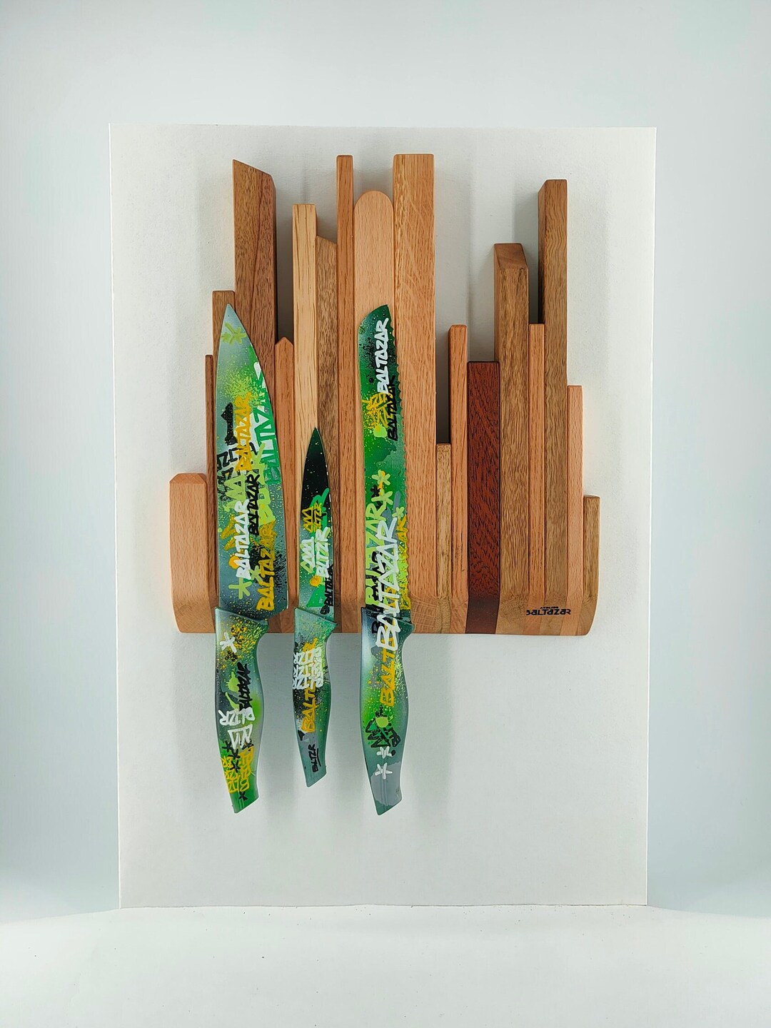 SKYLINE Wall-mounted Knife Rack - Etsy