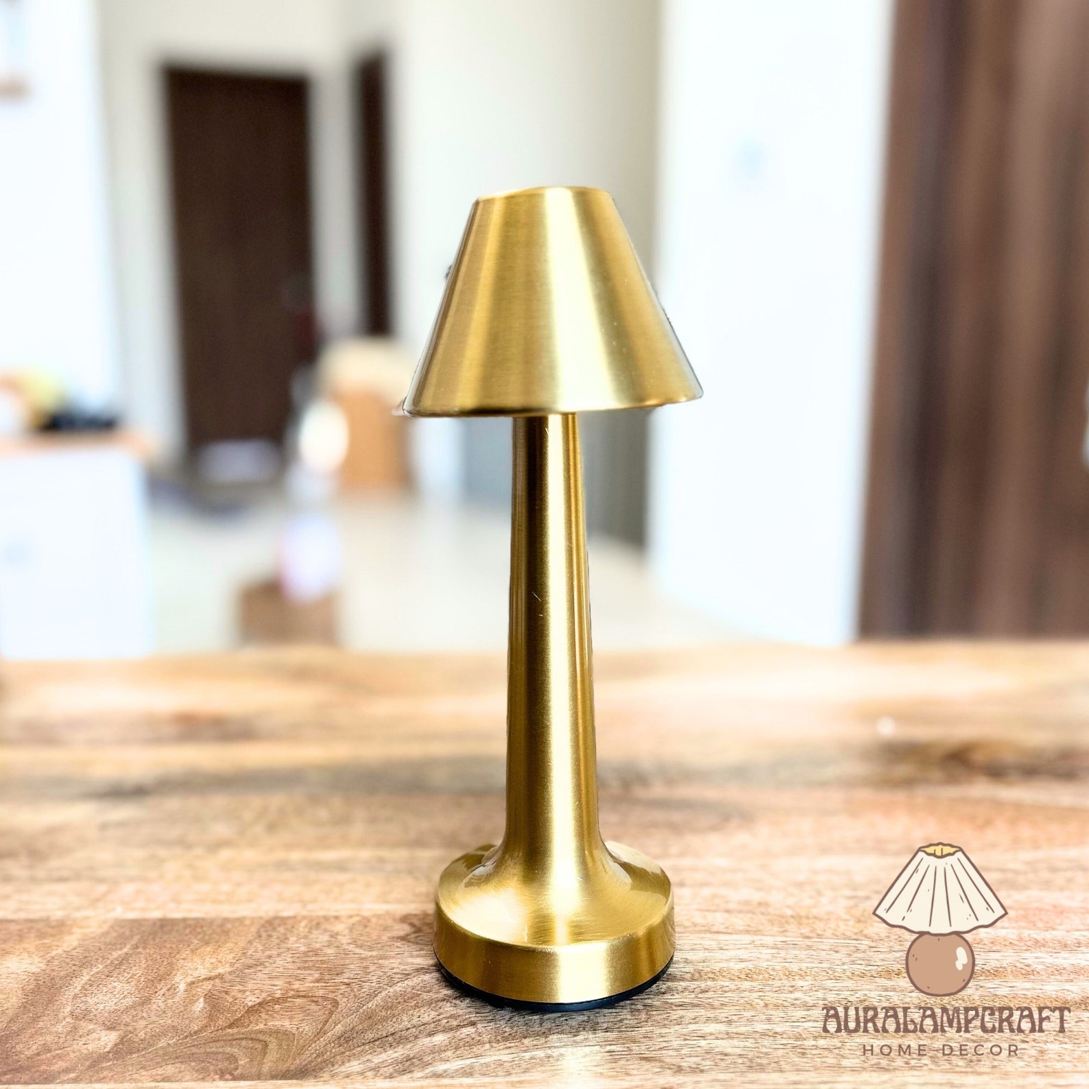 Cordless Gold Table Lamp, Modern Living Room Desk Lamp, Nightstand Bar ...
