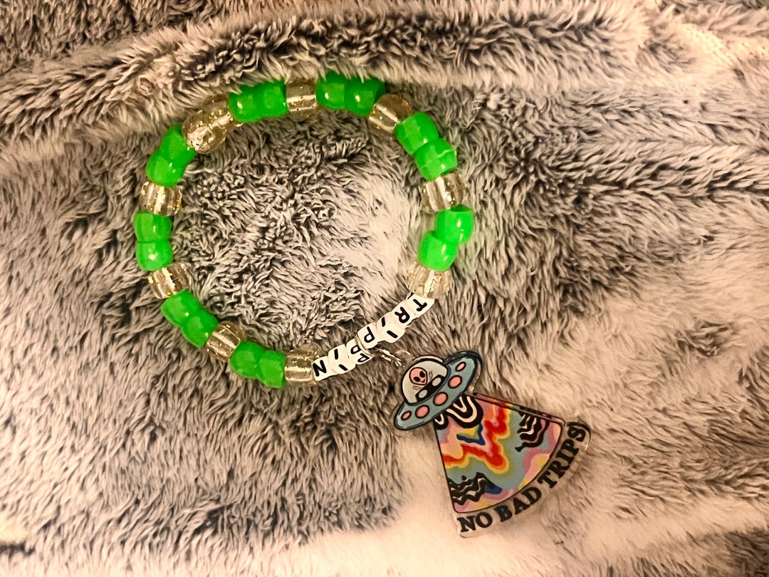 Alien Kandi Bracelet - Etsy
