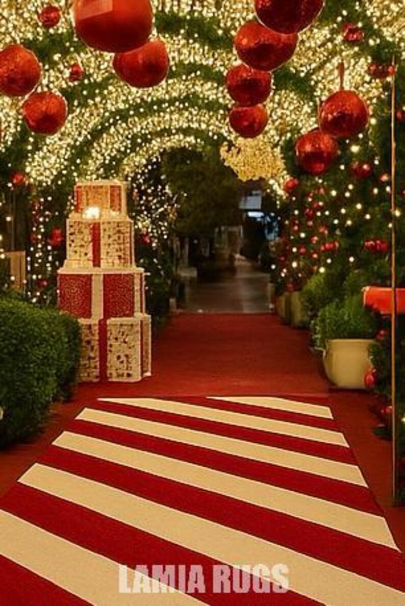 Candy Cane Stripe Christmas Runner Rug – Hand Tufted Holiday Hallway ...