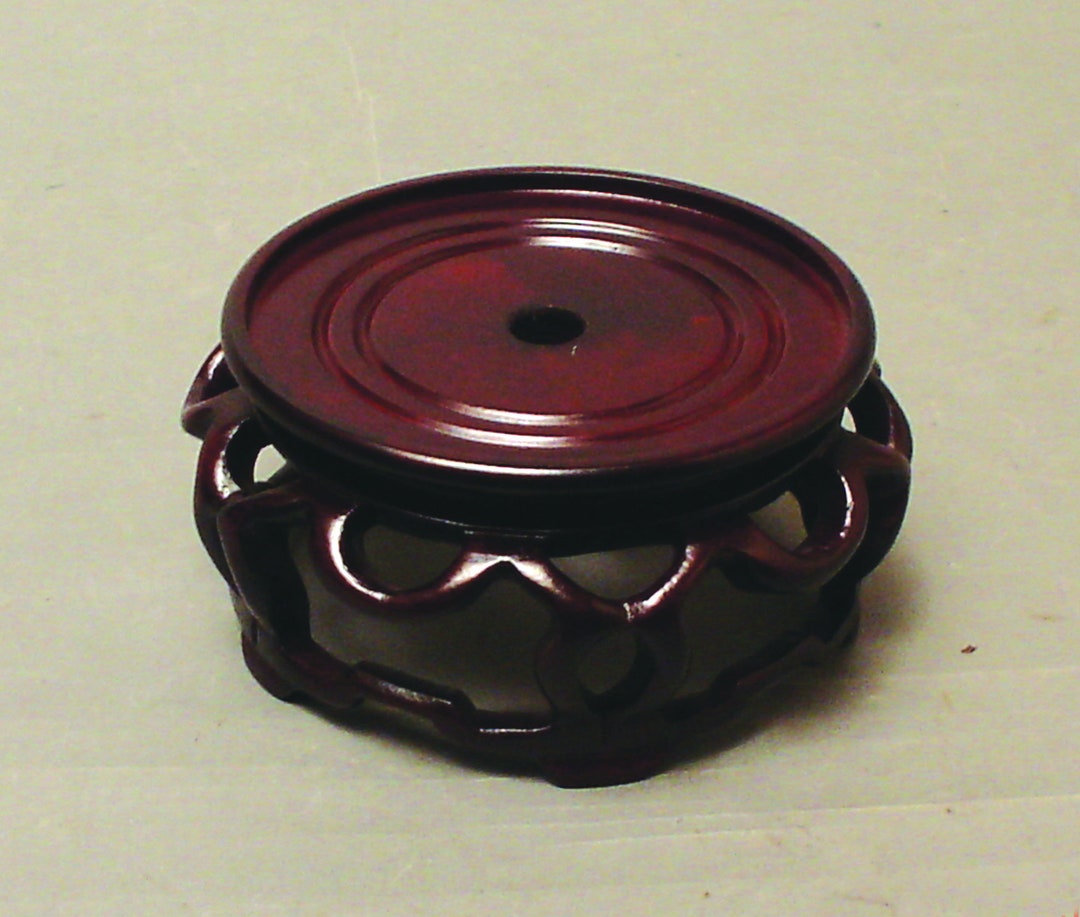 4" Lacquered Round Roots Wood Stand - Etsy