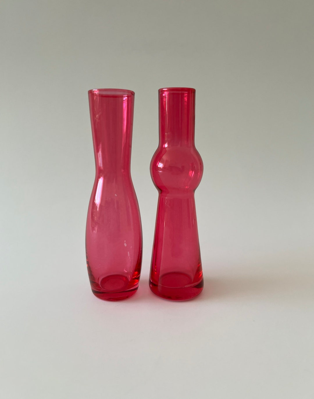 Vintage Hot Pink Retro Bud Glass Vases Set of 2 - Etsy