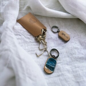 Personalized Oval Ocean Keychain, Resin Engraved Sea Accessory, Unique ...