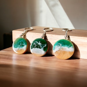 Beautiful Resin Ocean Keychain, Mother Daughter Keyring, Coastal Key ...