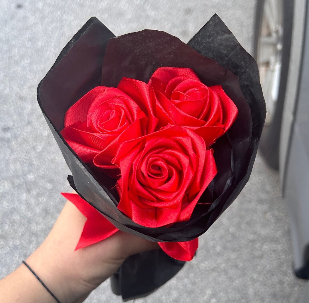 Small Eternal Rose Bouquet |ribbon Rose - Etsy