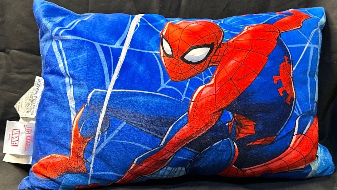 Jay Franco & Sons, Inc Marvel Spiderman Pillow 11x17 - Etsy