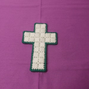 Plastic Canvas Cross Magnet - Etsy