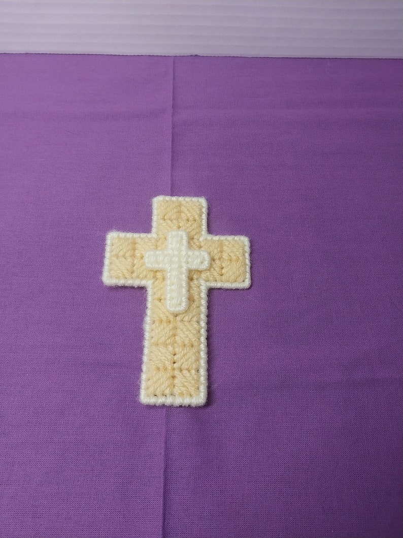 Plastic Canvas Cross Magnet - Etsy