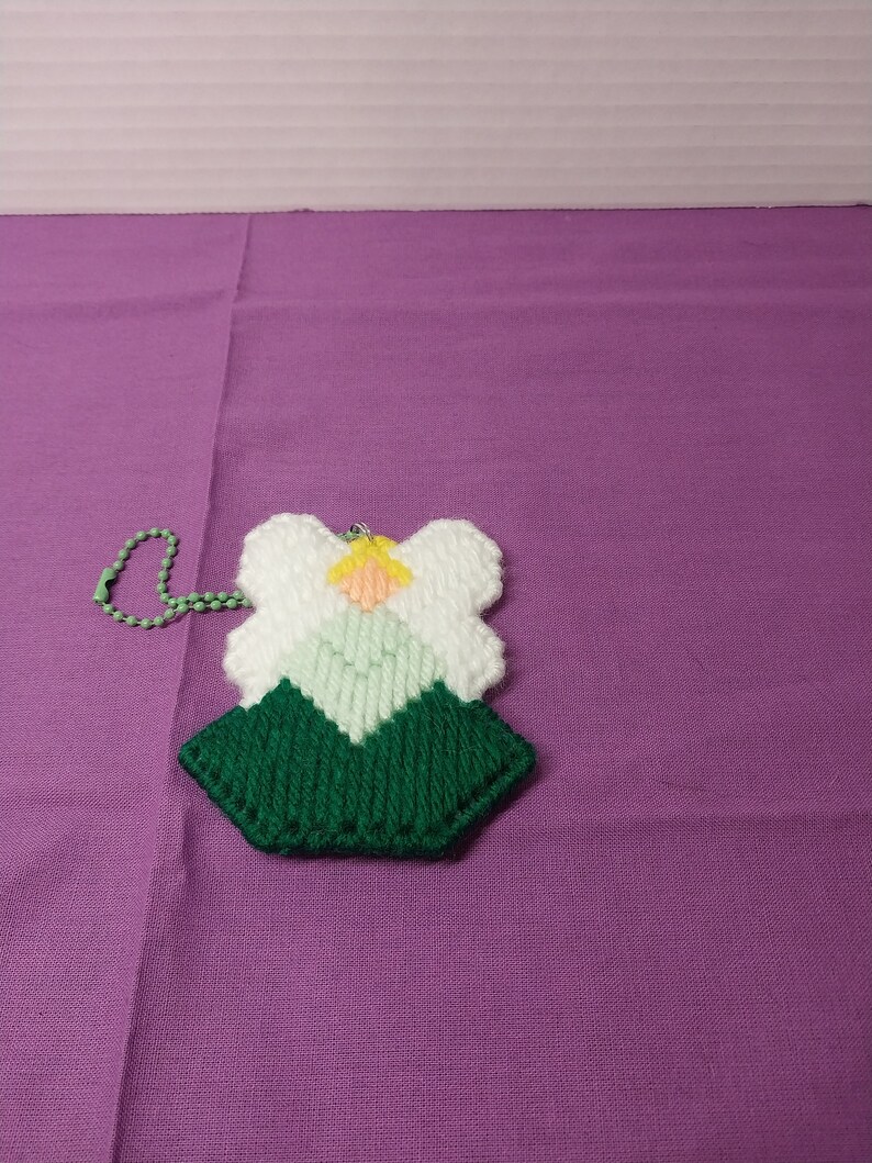 Plastic Canvas Angel W/chain - Etsy