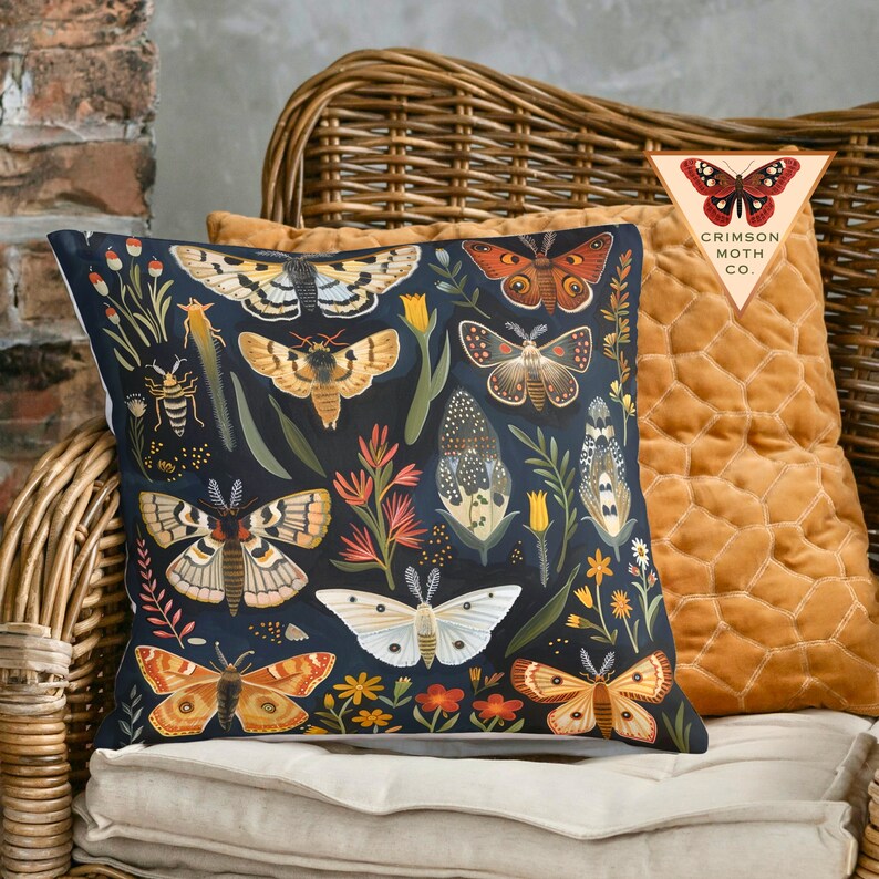 Moths and Flowers Vintage Design Ornate Butterfly Botanical Tapestry ...