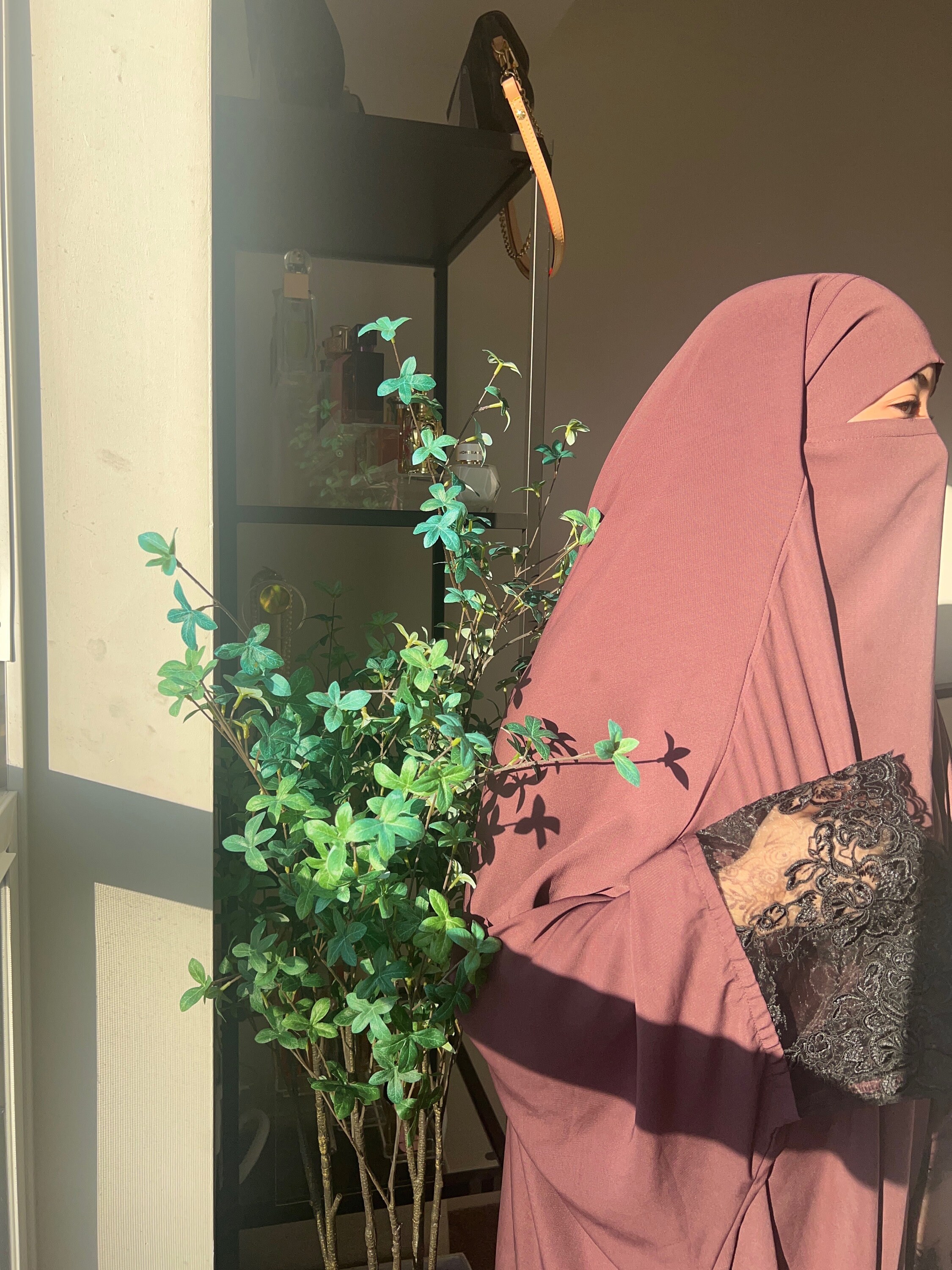 Elegant Luxury Eid Jilbab W/ Skirt, Embroidered Lace Over-sized Sleeves ...