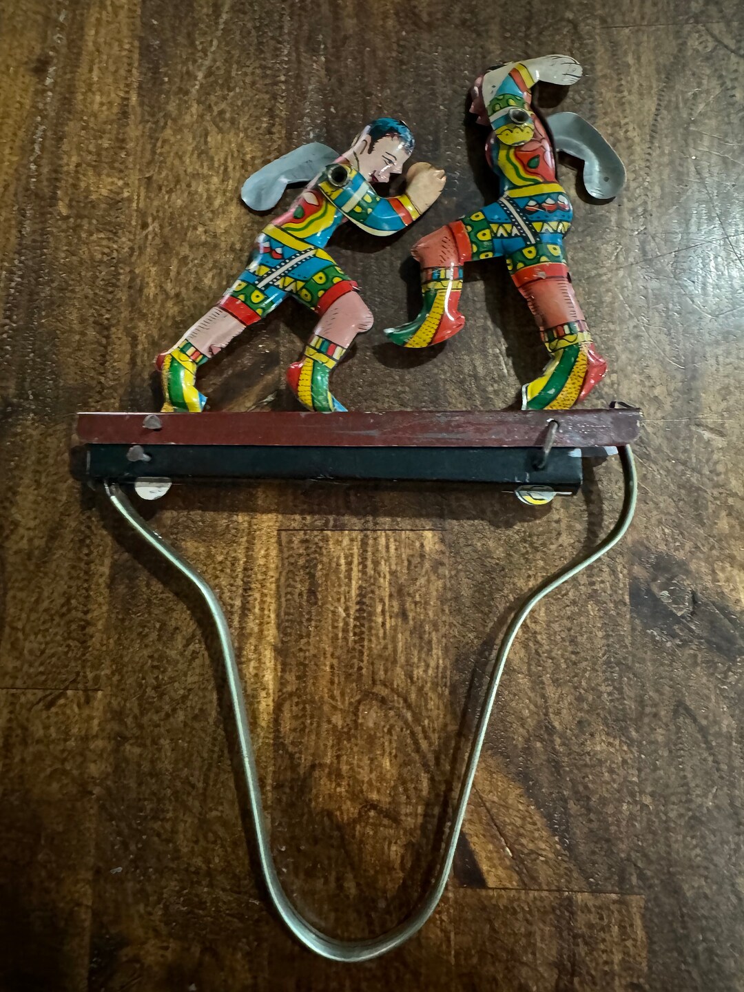 1980's Tin Litho 2 Men Fighting Hand-held Squeeze Toy Kick Boxer Judo ...