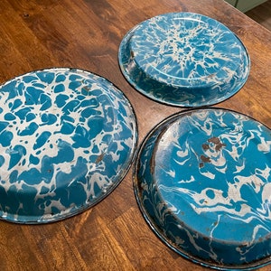1930's Aqua Enamelware Splatterware Graniteware Plates or Pie Tins Qty ...