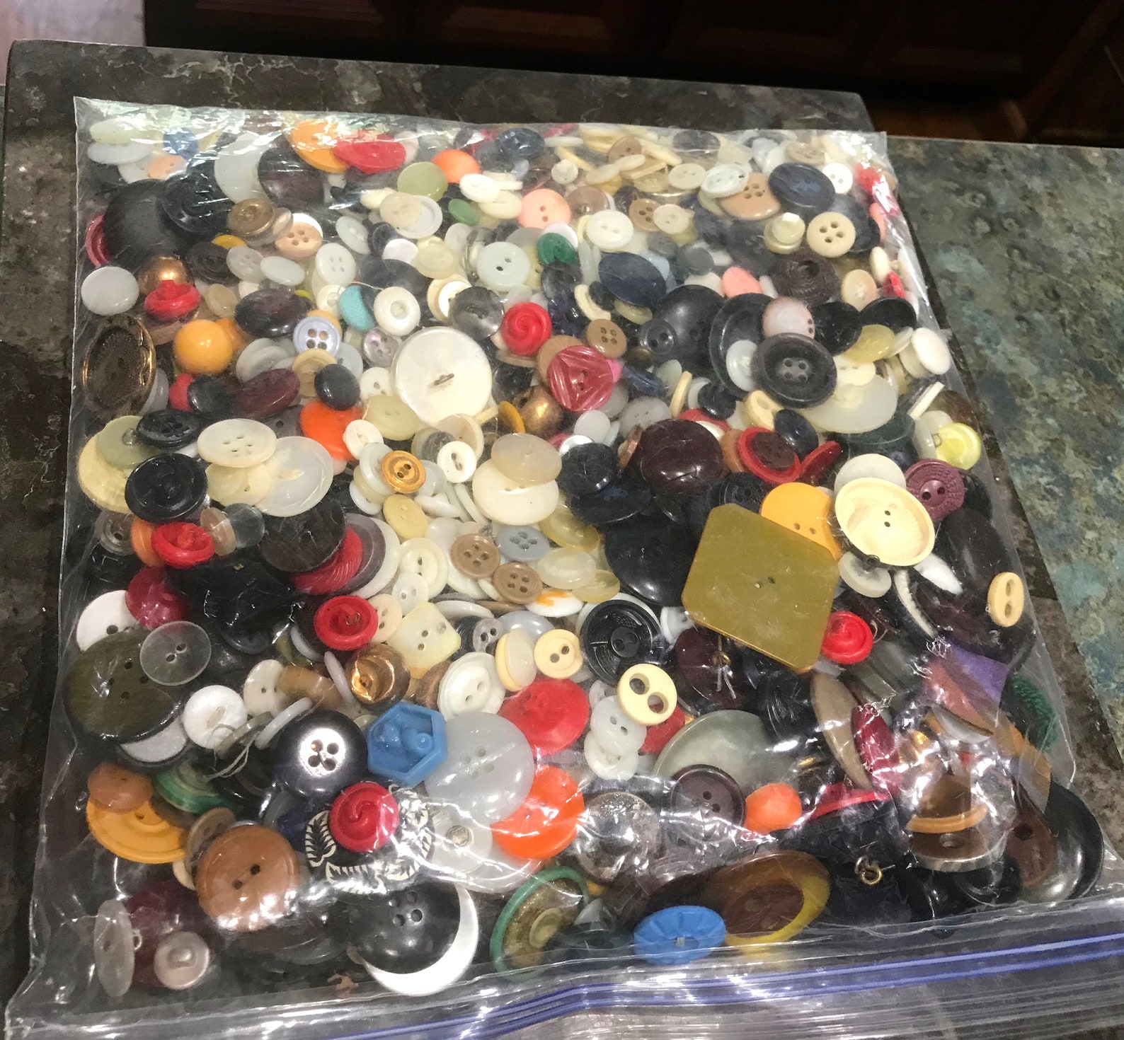 Vintage 1940's 1950's Buttons 2.9 Lbs - Etsy