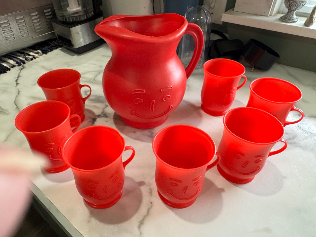 1970's Kool-aid Man Red Pitcher and 7 Red Cups - Etsy