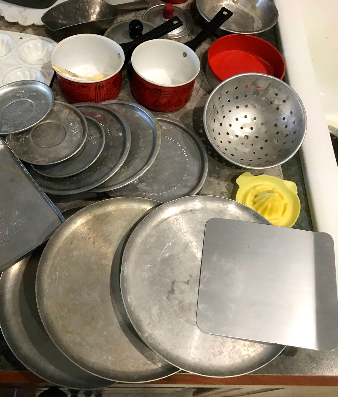 Children's Toy Tin Dishes 34 Pieces Tin Lithograph and | Etsy