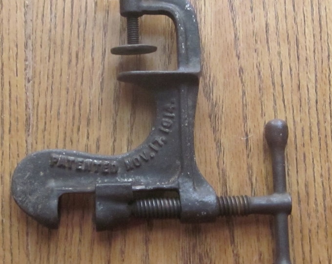 Perfection Nut Cracker Made in Waco Texas 1914 - Etsy